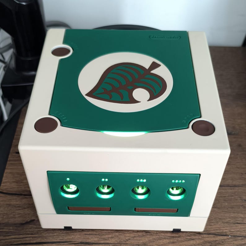 Console Nintendo Gamecube Themed Animal Crossing Doubutsu No Mori Nook ...