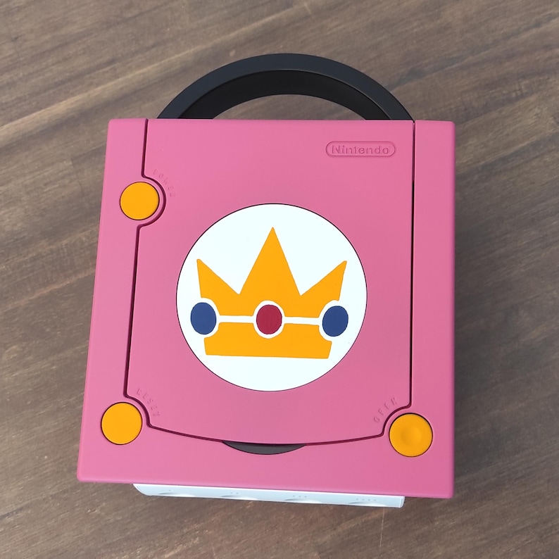 Console Nintendo Gamecube Princess Peach Bowser Mario Luigi Waluigi ...