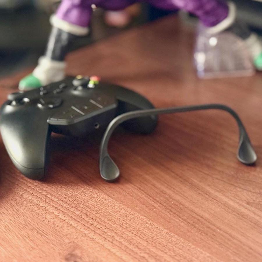Xbox Controller Stand - Minimalist Invisible Holder | 3D Printed Gaming ...