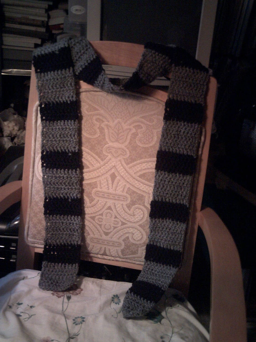 Child-sized Gru Scarf Made-to-order - Etsy