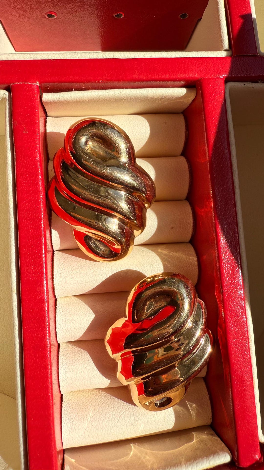 14k Puffy Hollow Swirl Statement Earrings - Etsy