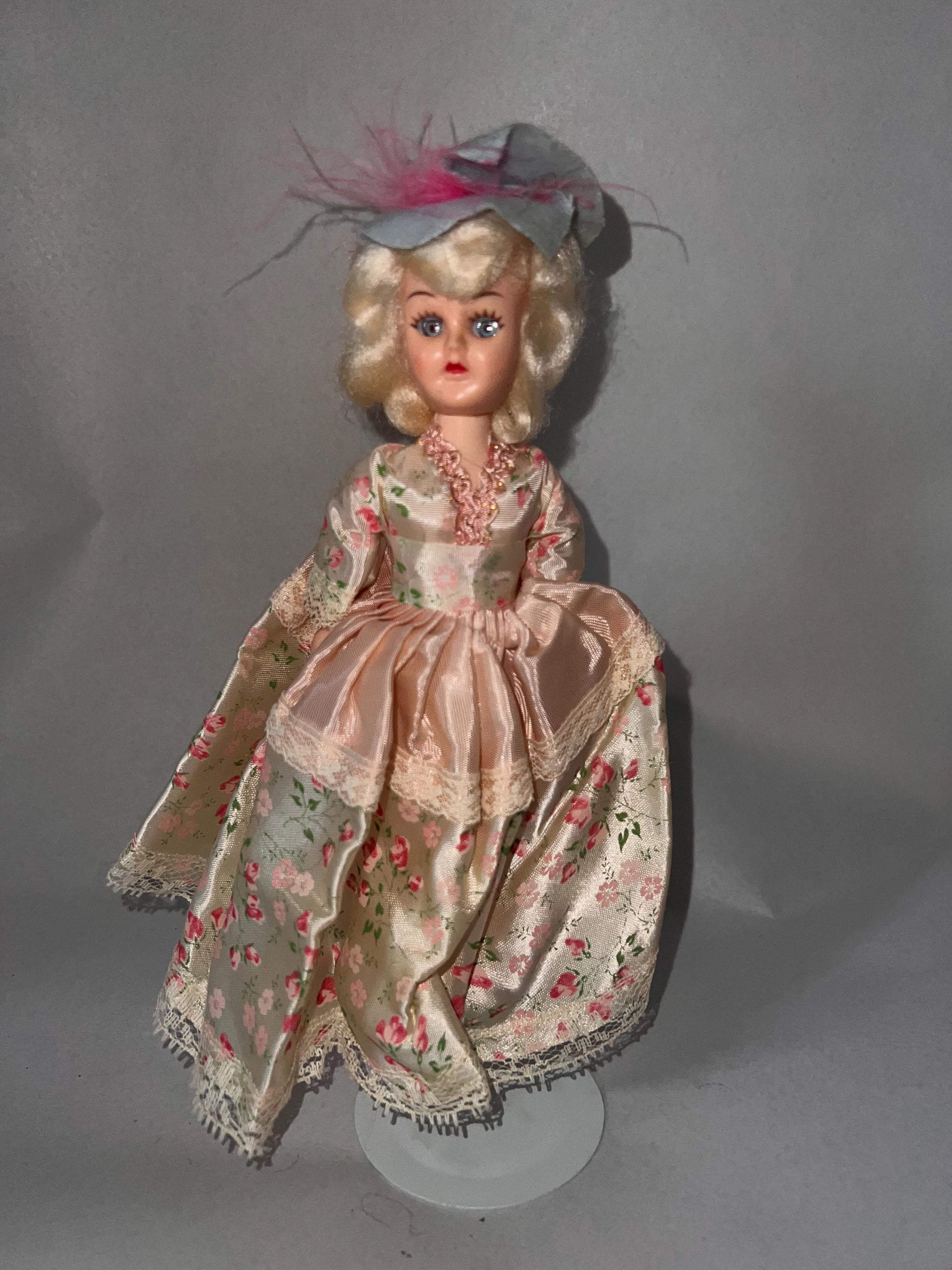 Vintage Arco Dolls of the World Lot and Other Dolls - Etsy