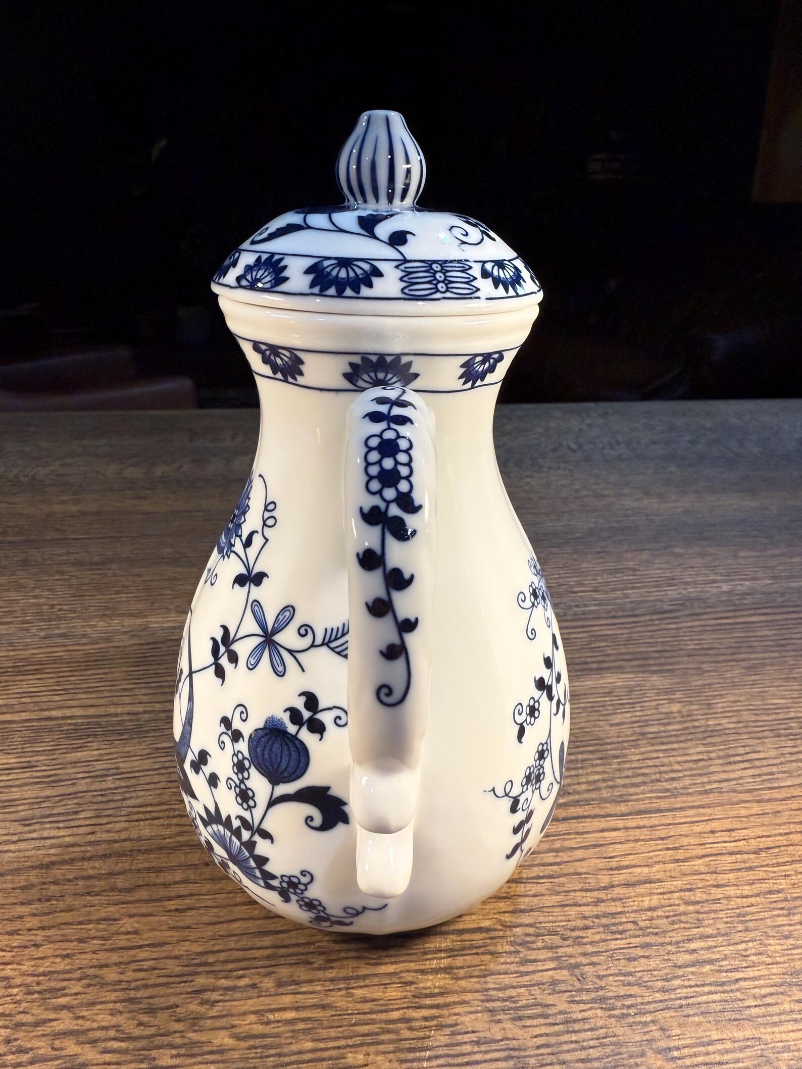 Vintage Vienna Woods Blue Onion Porcelain Pitcher: 48 Oz English Tea ...
