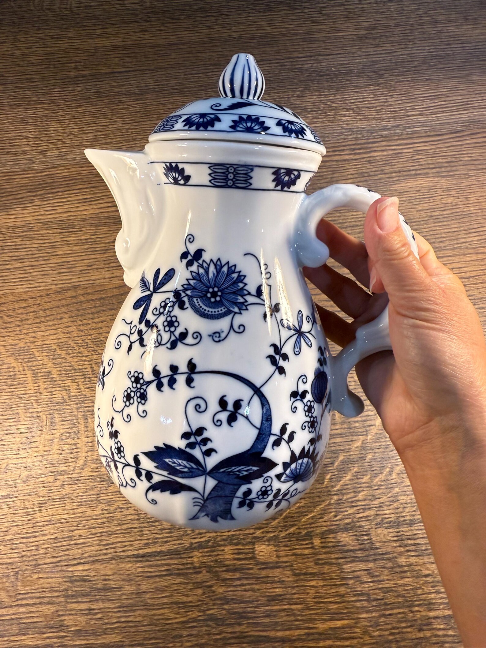 Vintage Vienna Woods Blue Onion Porcelain Pitcher: 48 Oz English Tea ...