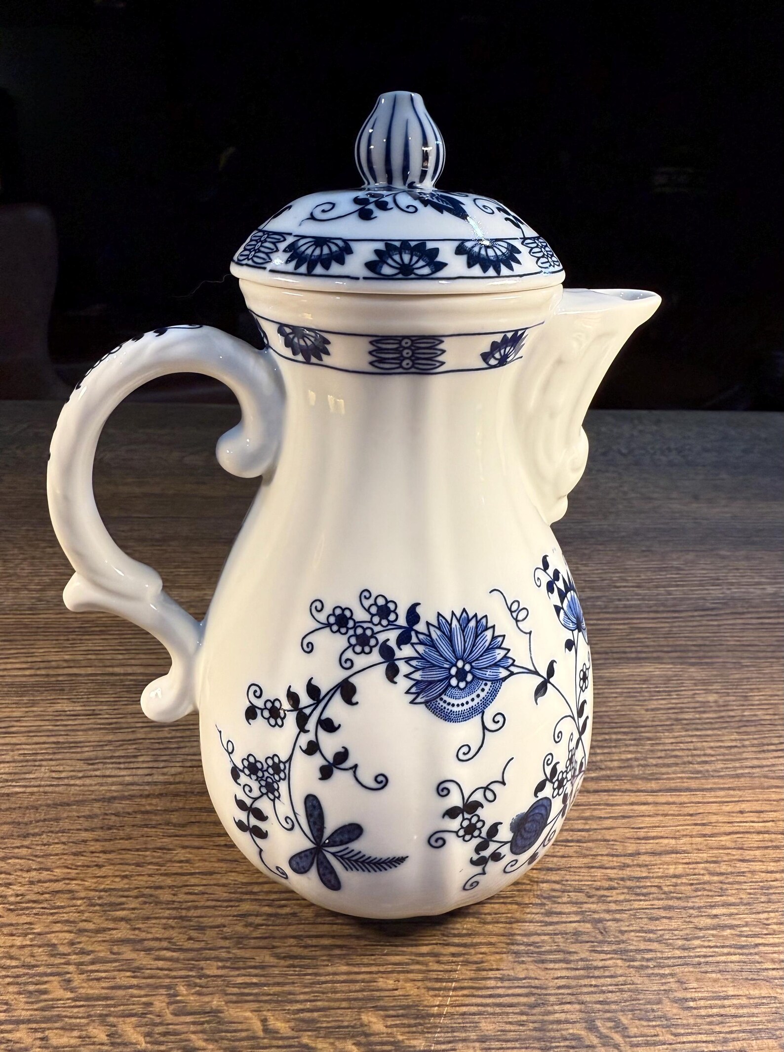 Vintage Vienna Woods Blue Onion Porcelain Pitcher: 48 Oz English Tea ...