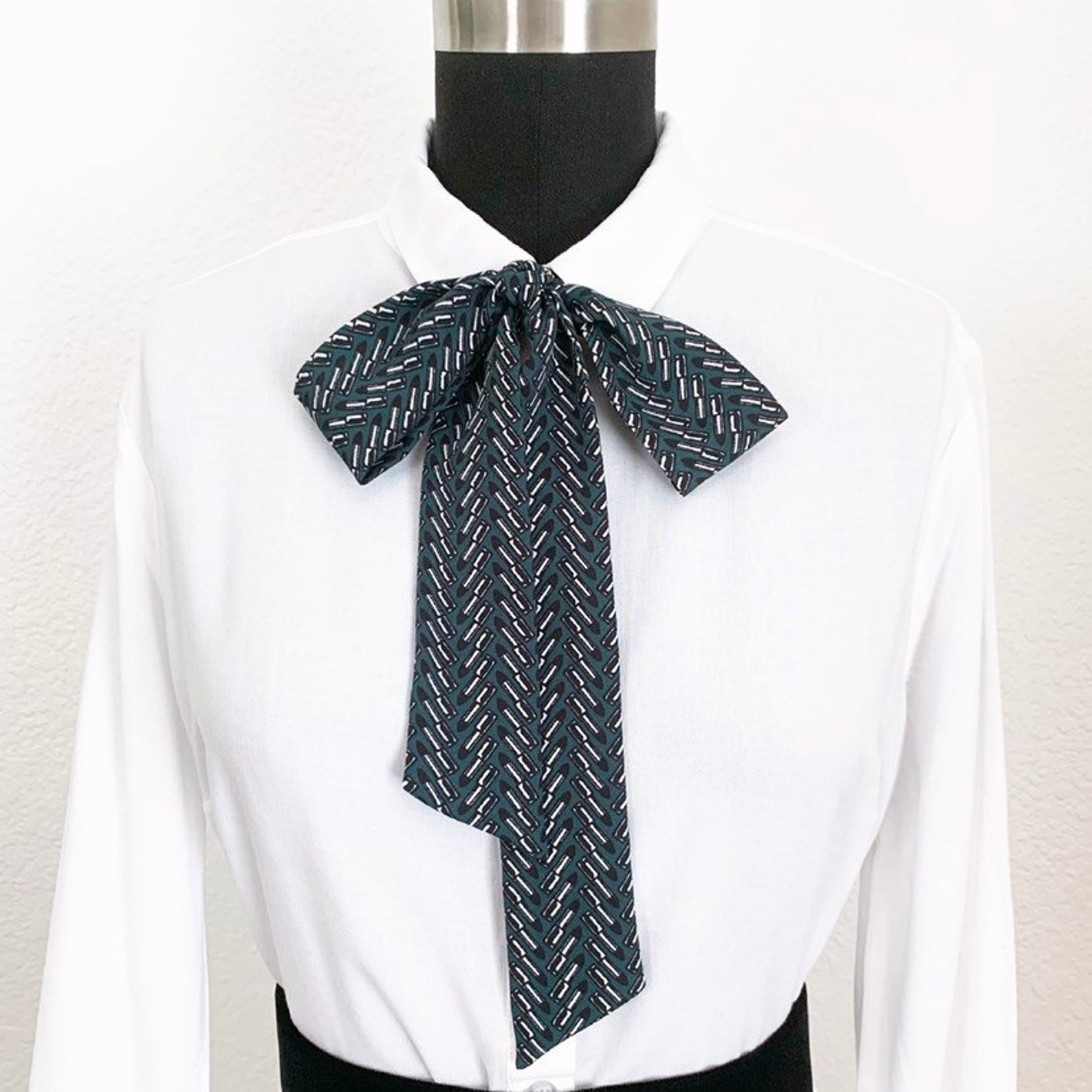 Lipstick Bow Scarves 2 Styles Bow Scarf Head Scarf - Etsy