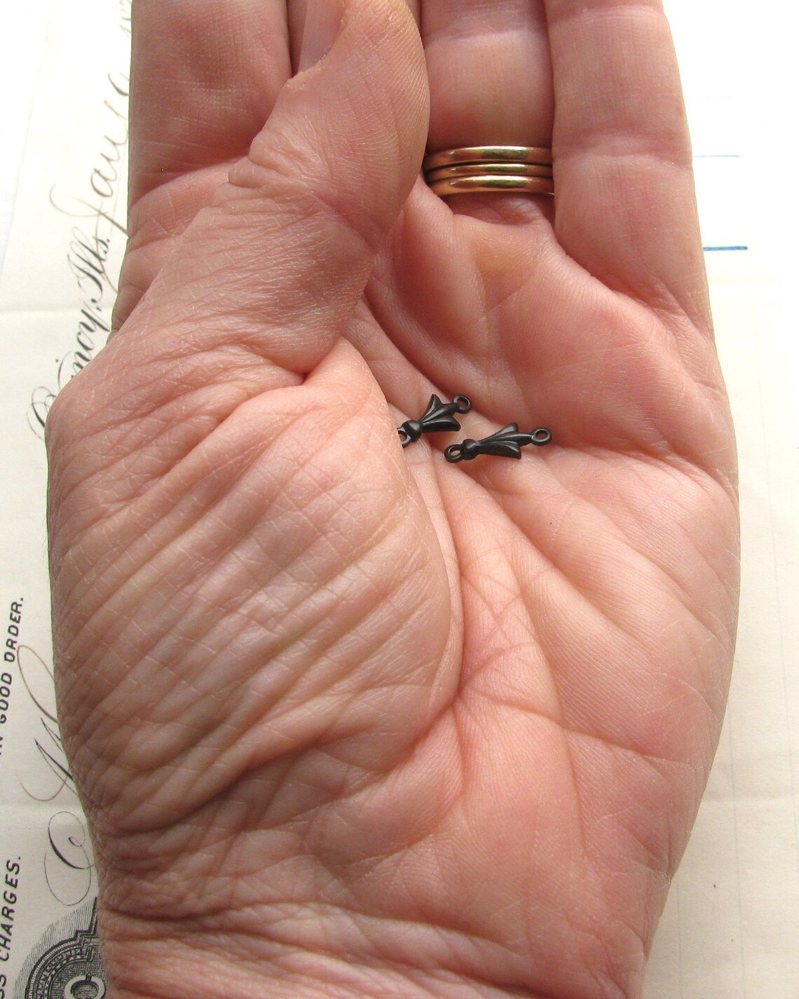 Mini Fan Connector 13mm Antiqued Black Brass 8 Links | Etsy