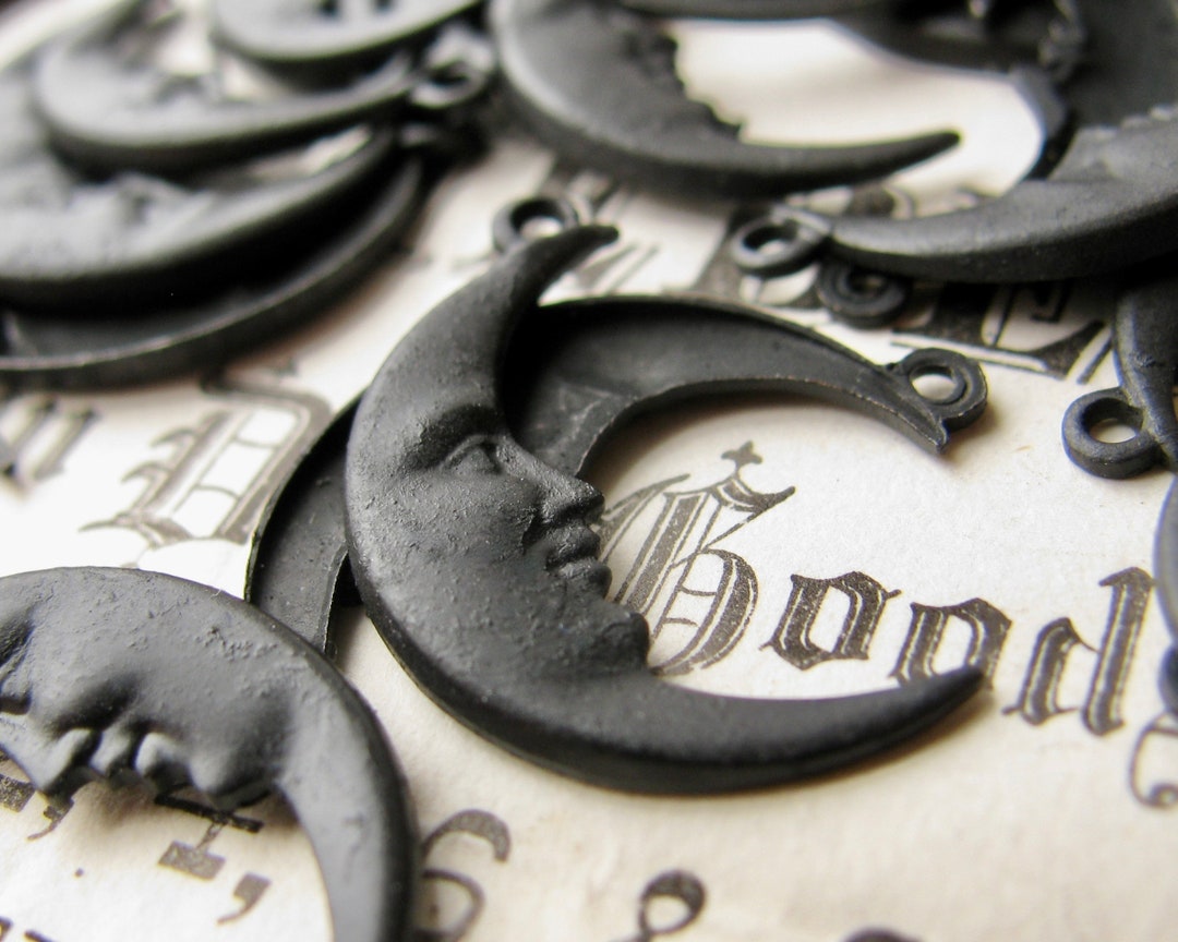 Crescent Moon Charm Pairs, 19mm Long, Black Antiqued Brass (4 Charms) 2 ...