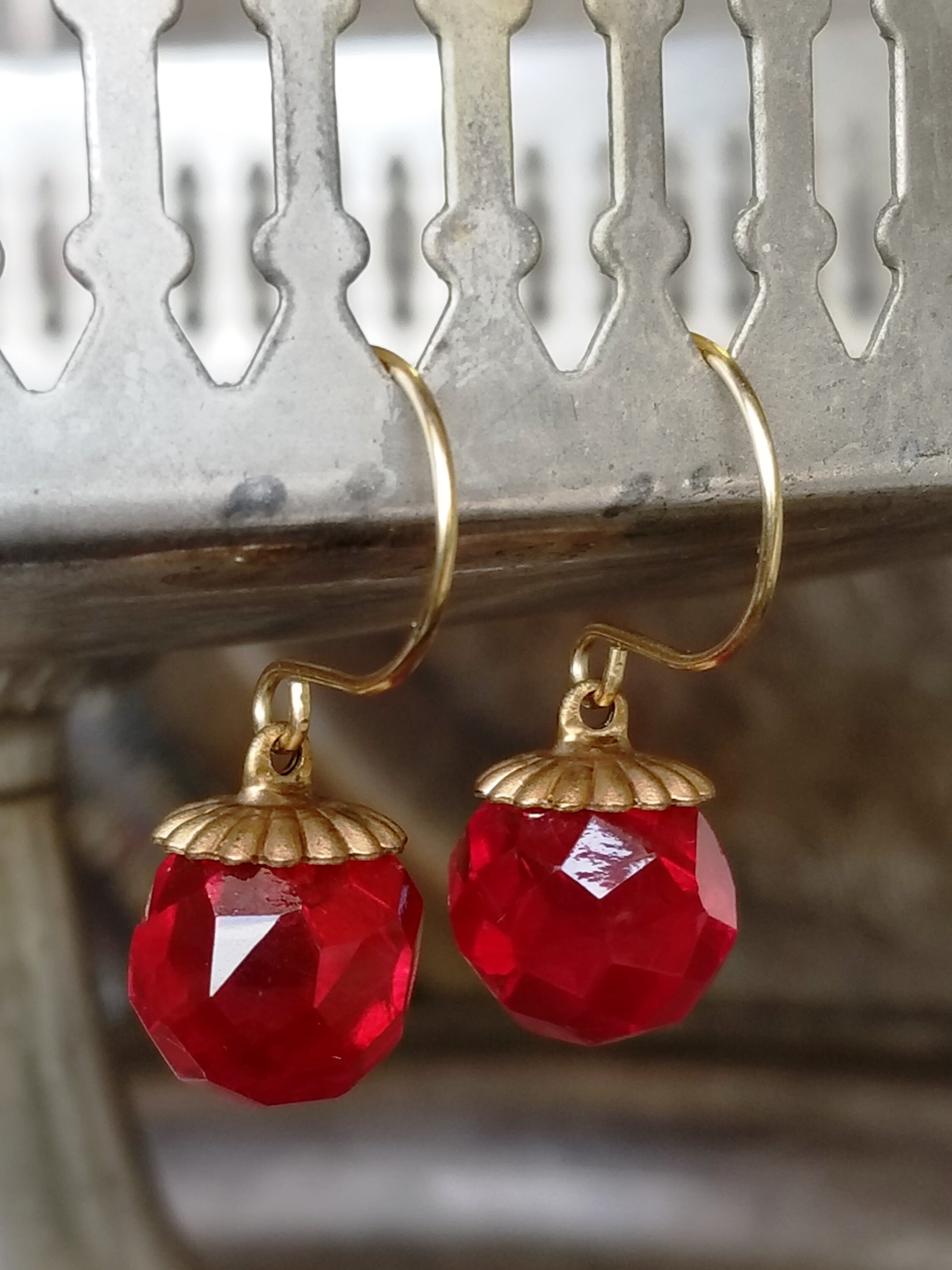 Vintage Jade Floral Pressed Glass Earrings - Etsy