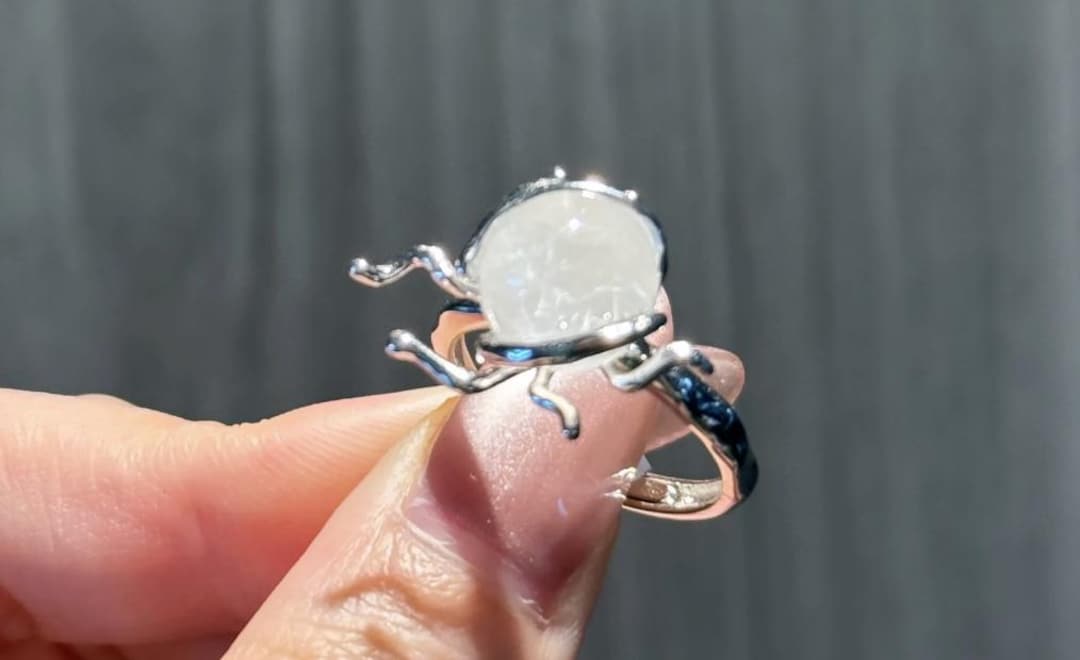 White Crystal Ring in Sterling Silver | Natural Rabbit Hair Quartz ...