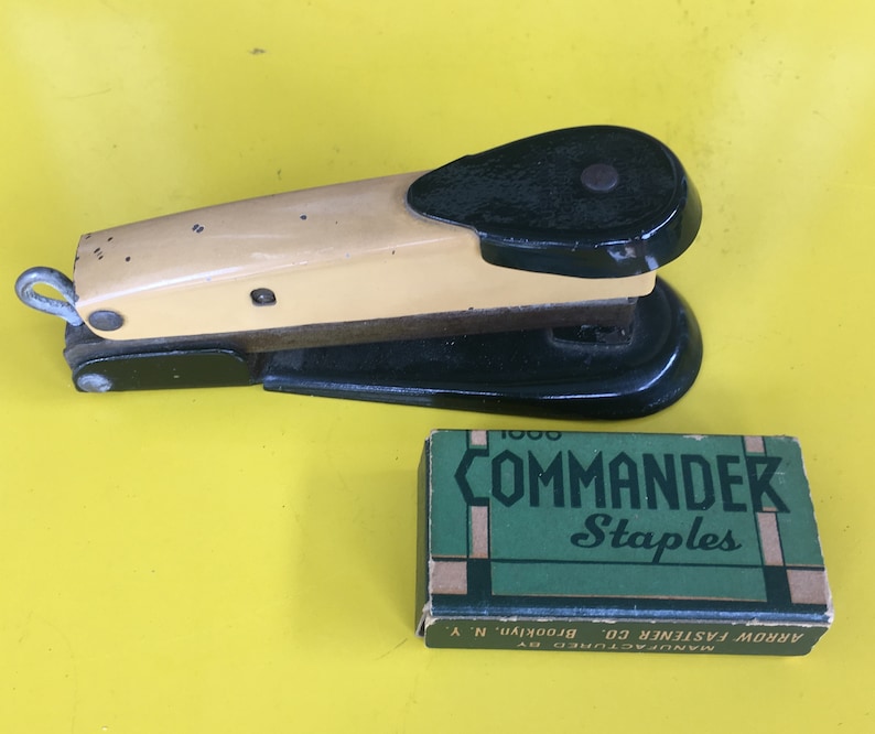 Stapler, Vintage Arrow Stapler and Staples, Commander Staples, Genuine ...