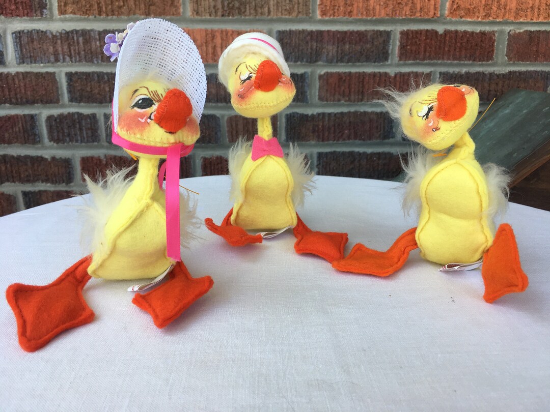 Spring Ducklings, Easter Decor, Ducks Made of Felt, Annalee by ...