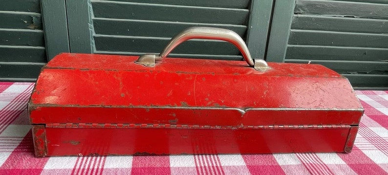 Red Metal Tool Box With Handle, Rustic, Vintage Tool Box - Etsy