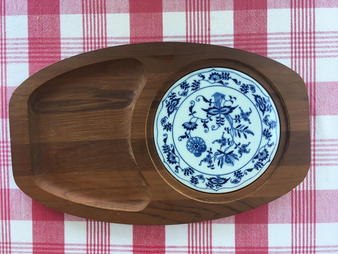 Cheese Board, Dolphin Teak Wood Cheese Board, Blue Onion Danube ...