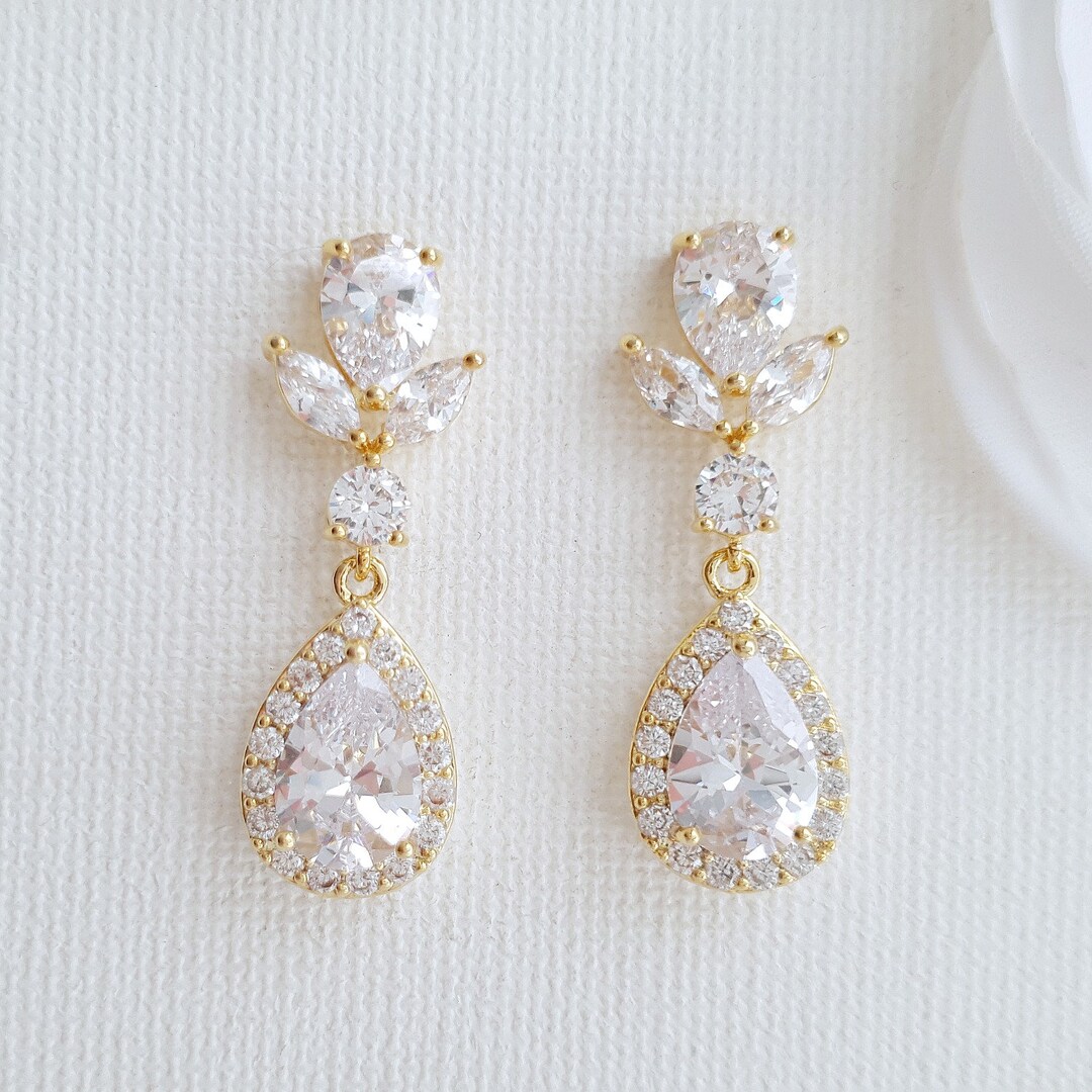 Gold Wedding Earrings for Brides, Gold Crystal Drop Bridal Earrings in ...