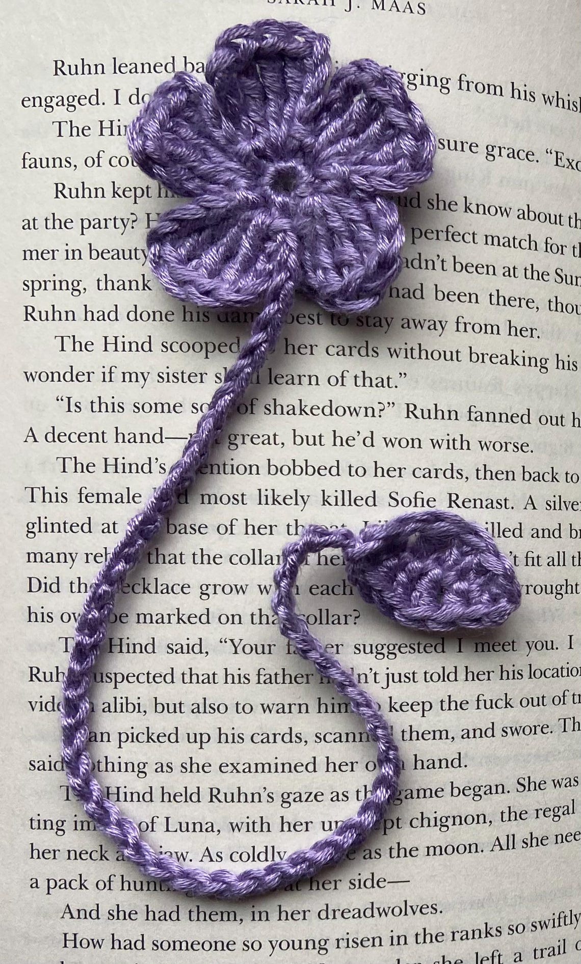 No-sew Flower Bookmark Crochet PATTERN, Monochromatic Daisy Bookmark ...