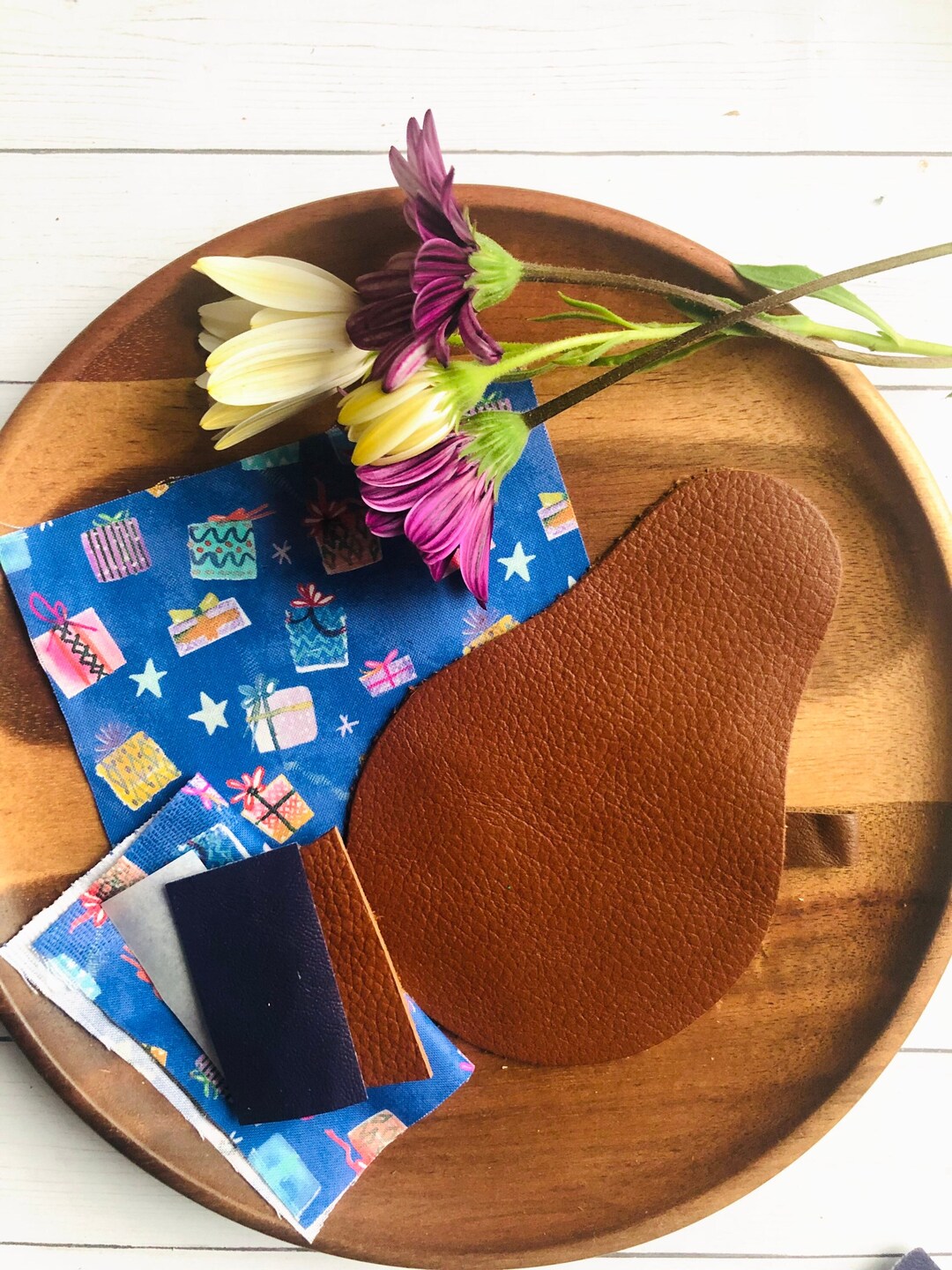 Coin Purse Kit / Leather and Fabric Coin Purse / Make Your Own Mini ...