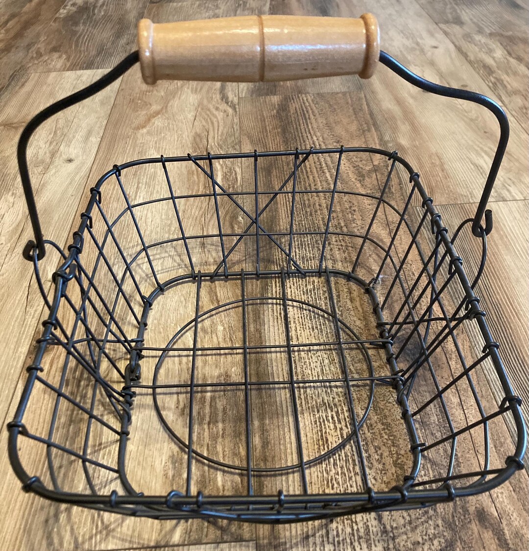 Vintage Farmhouse Egg Collecting Rustic Wire Basket - Etsy
