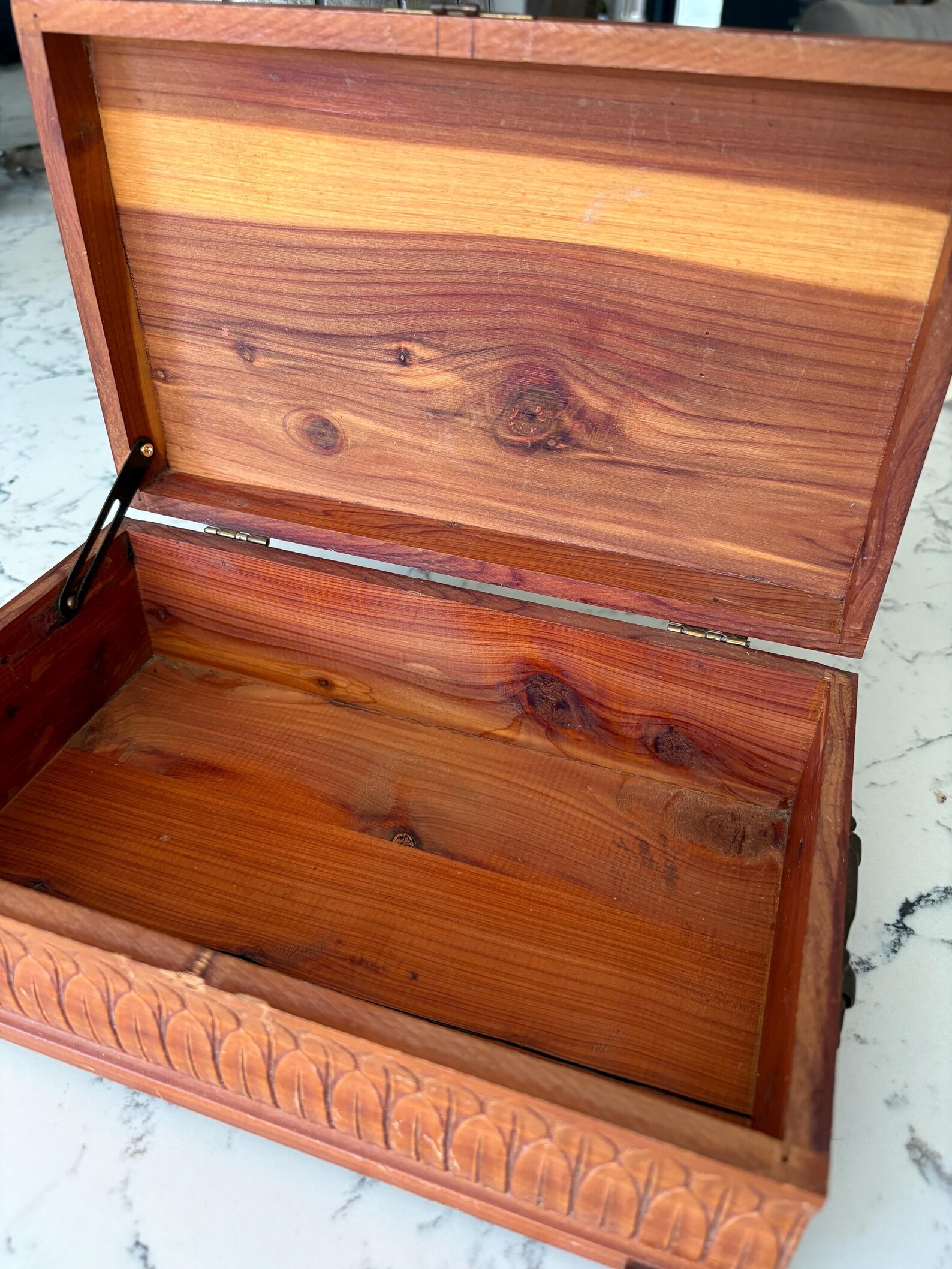 Vintage Carved Cedar Keepsake Box With Thatched Roof Cottage and Garden ...