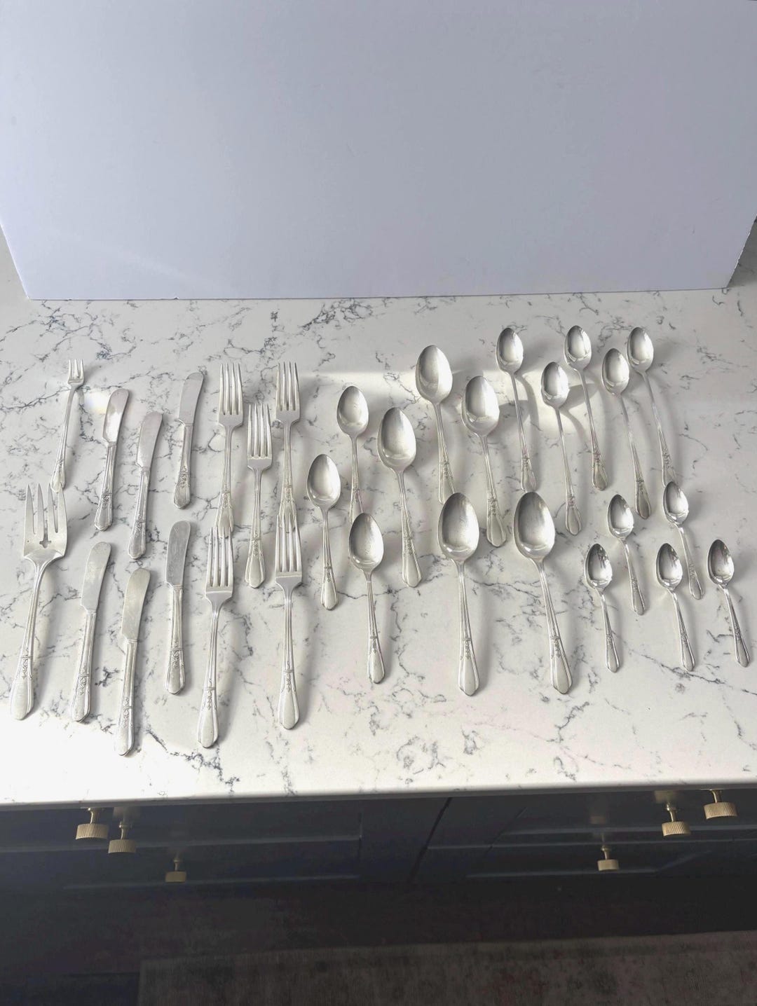 Silverplate Flatwear Partial Set; 31 Pieces Simeon & William H Rogers ...