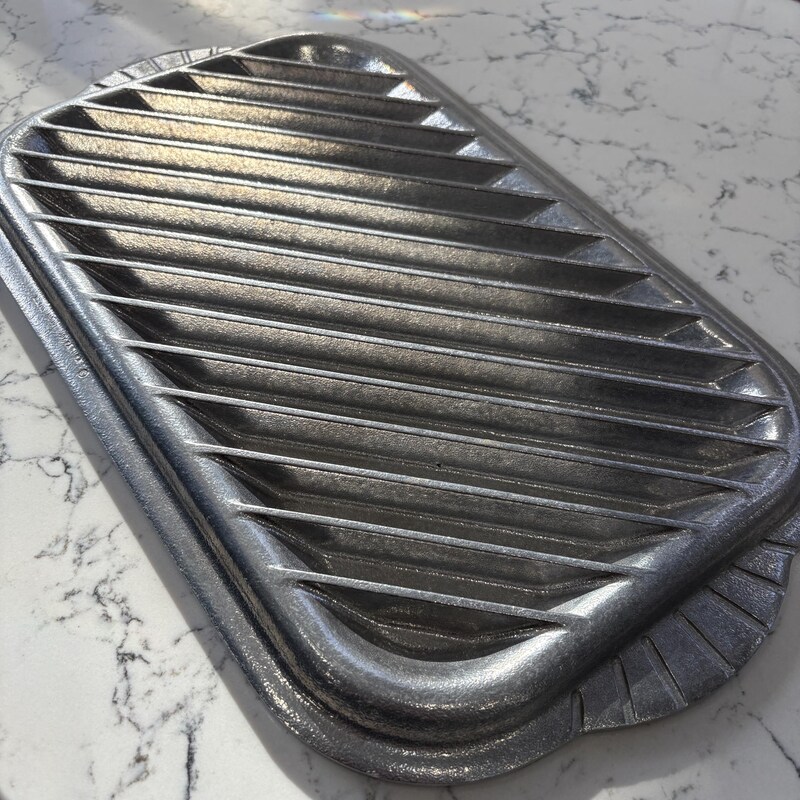 Wilton Cast Iron - Etsy