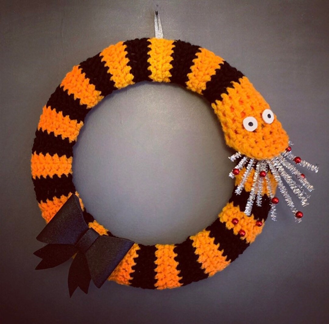 Nightmare Before Christmas Snake halloween Christmas Wreath - Etsy UK