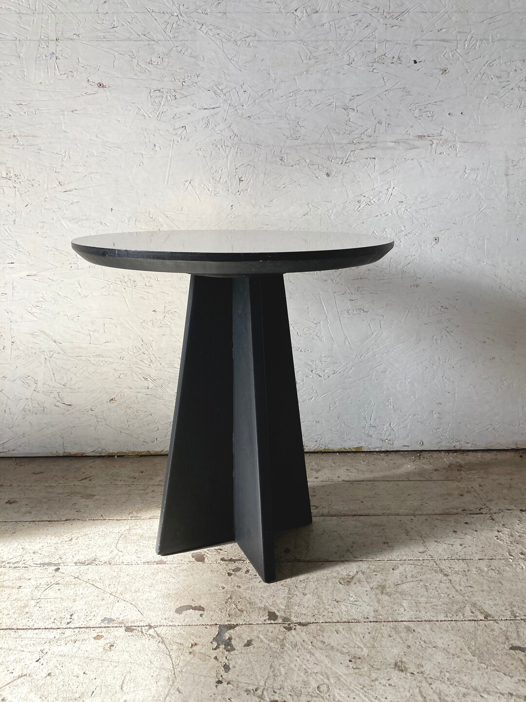 Vintage Mid Century Modern Round Atomic End Table Drink Stand Geometric Base Modernist Retro ...