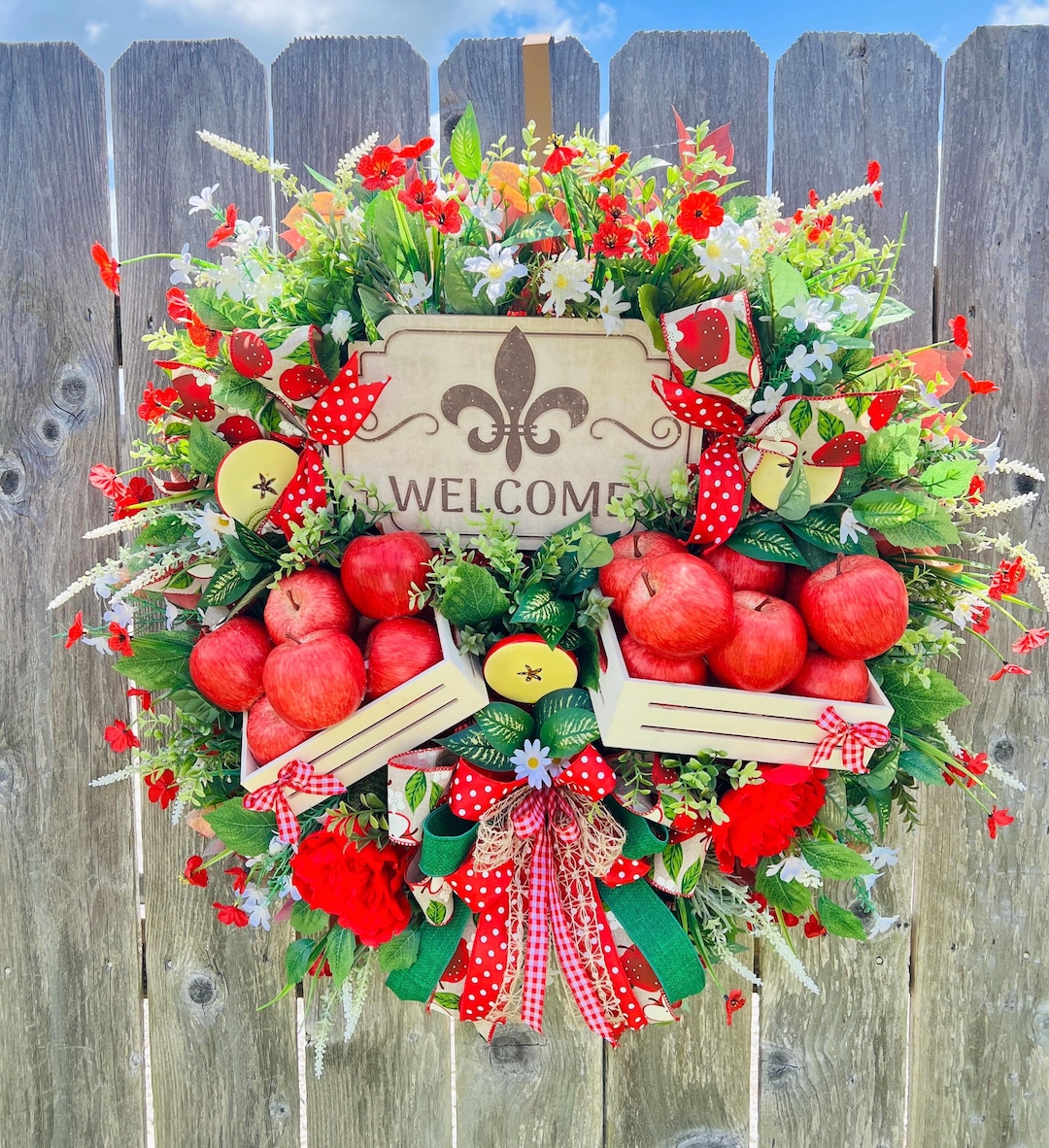 Large Welcome Apple Wreath – Farmhouse Front Door or Kitchen Decor - Etsy