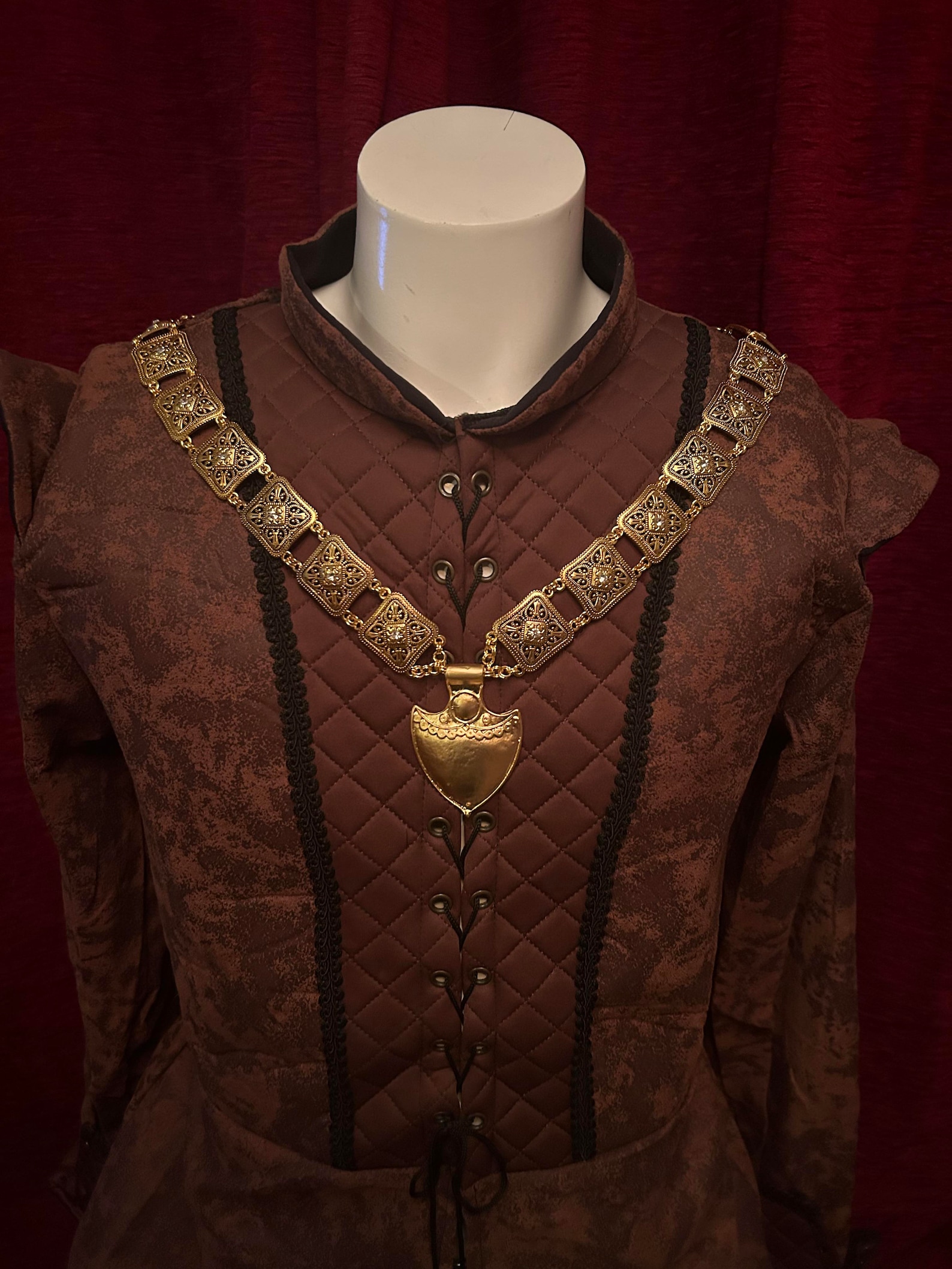 Golden Shield Chain of Office: Medieval Livery Collar, LARP Costume - Etsy
