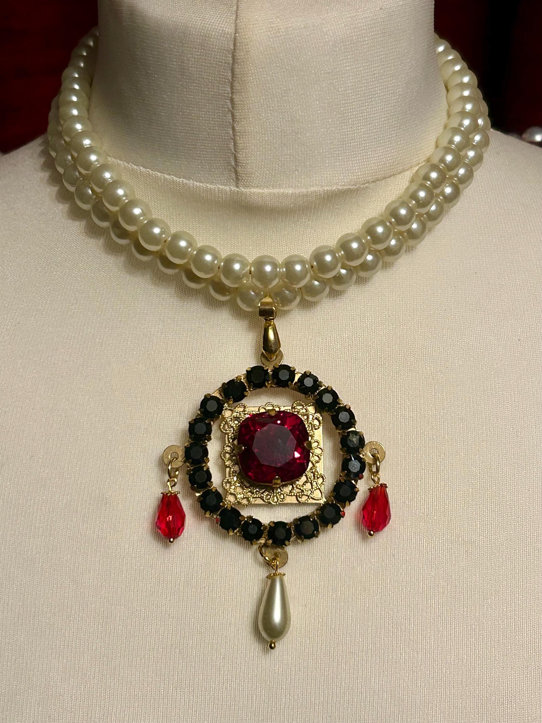 Elizabeth 1st Replica Necklace The Rainbow Portrait Queen Elizabeth Reenactment Tudor The Golden Age Historical Jewellery