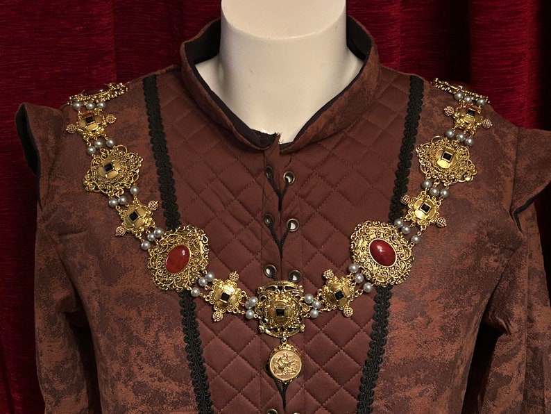 Henry VIII Chain of Office Replica: Tudor Livery Collar, Hilliard ...
