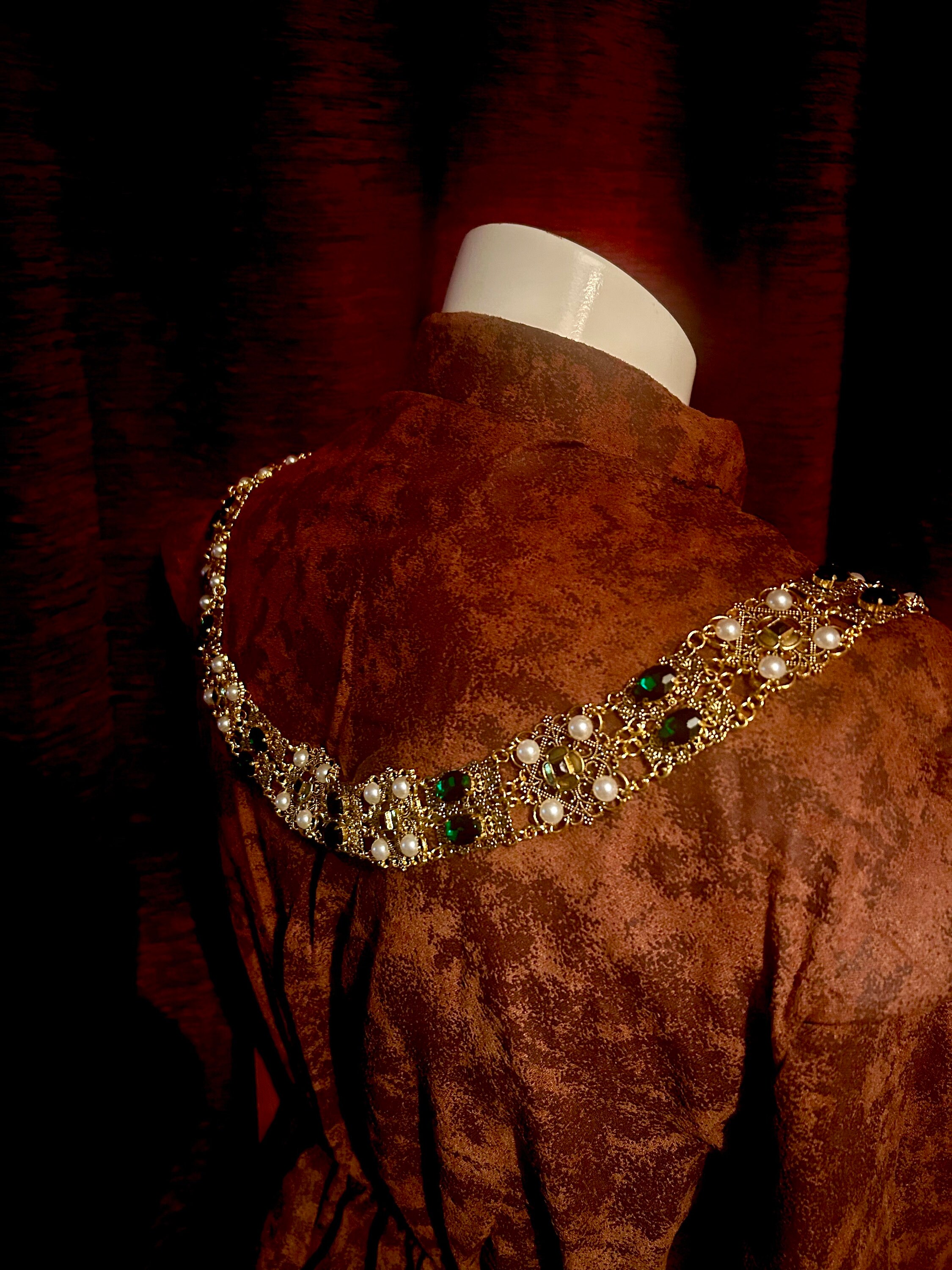 Richard III Replica Chain of Office - Emerald Medieval Reenactment ...