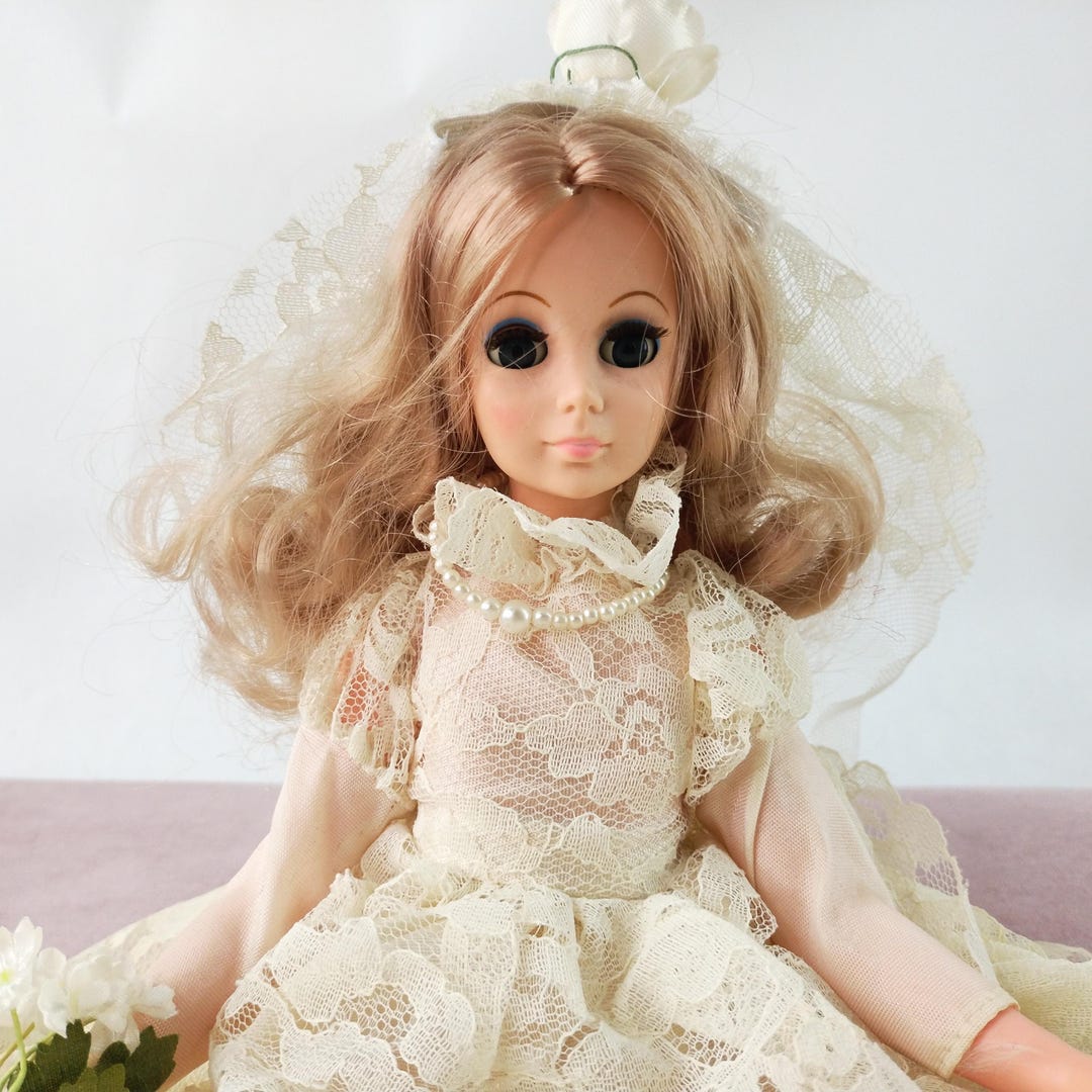Vintage 15 EEGEE Bride Doll 1963, Sleepy Eyes, Blonde Girl Doll ...