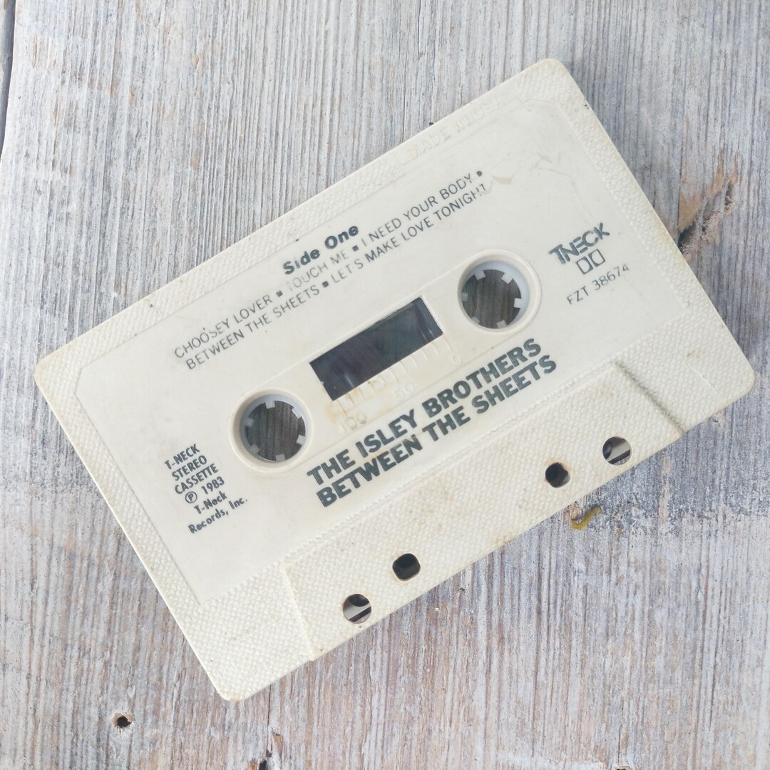 1983 Cassette Tape THE ISLEY BROTHERS Between the Sheets T-neck Records ...