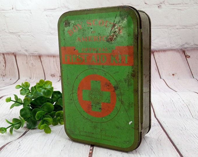 Vintage Boy Scouts Official First Aid Kit Metal Tin With Original ...