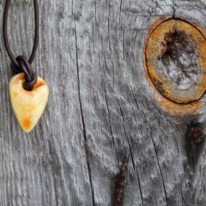 Yellow Baltic Amber Leather Men Necklace Charm Arrowhead Amber Pendant ...