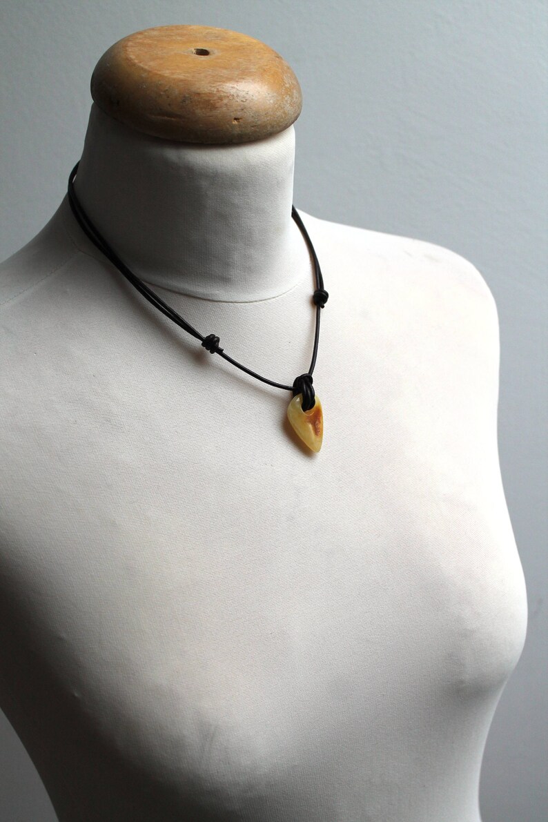 Yellow Baltic Amber Leather Men Necklace Charm Arrowhead Amber Pendant ...