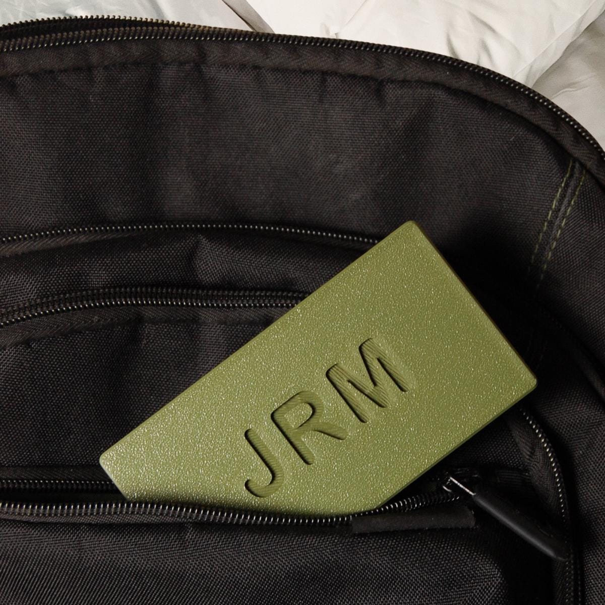 Henson Razor Travel Case | Personalize Your Travel Routine | Travel ...