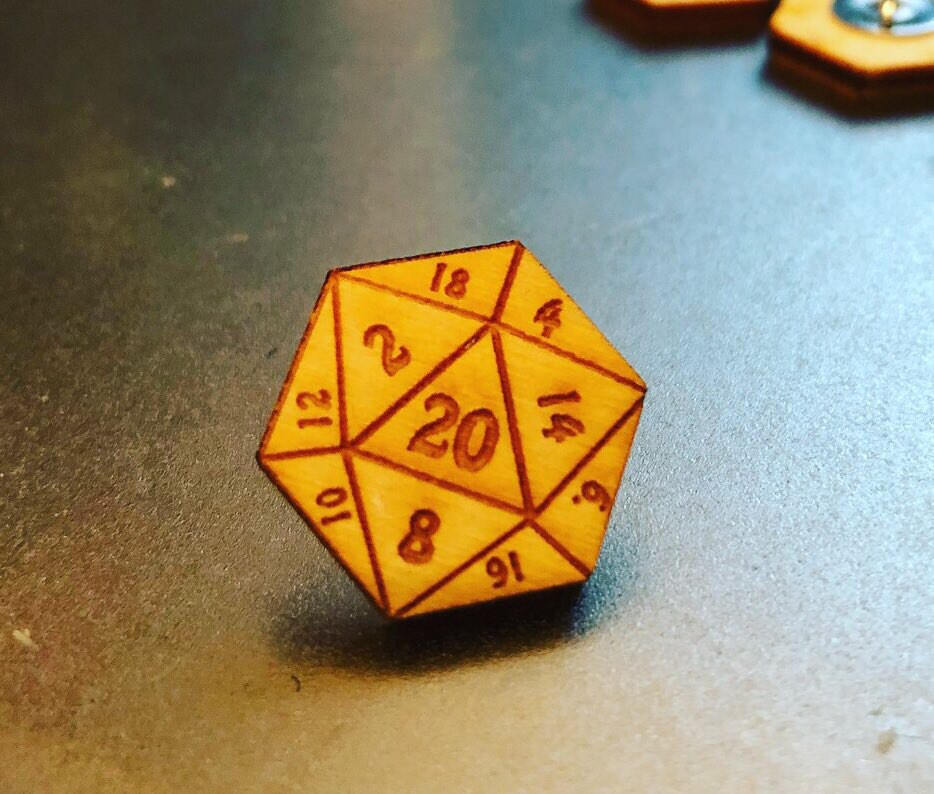 D20 Critical Hit Wooden Pin | Etsy