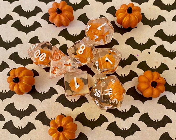 Pumpkin Polyhedrals 7 Pc Polyhedral Dice Set With Tiny Pumpkins Inside ...