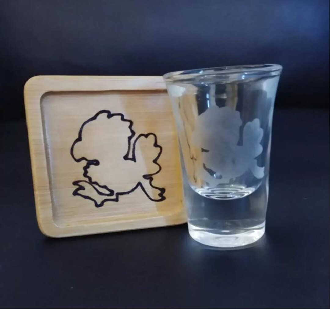 Custom Final Fantasy Chocobo Etched Shot Glasses (35ml) With Bamboo ...
