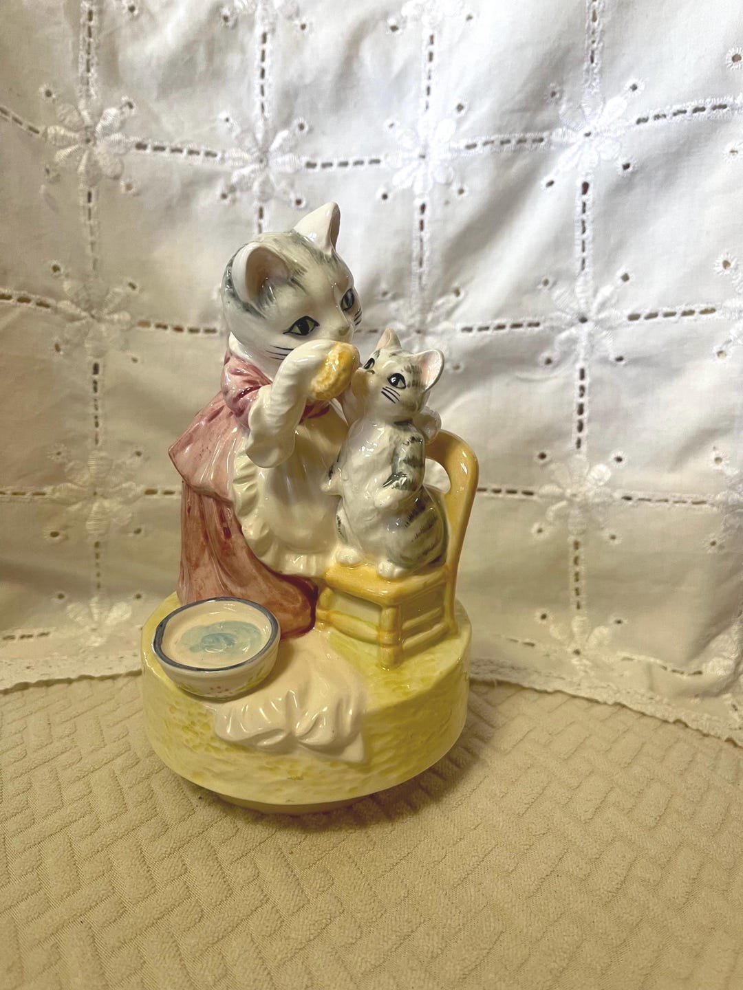 Vintage Beatrice Potter Cat and Kitten Tabitha Twitchit Schmit Music ...