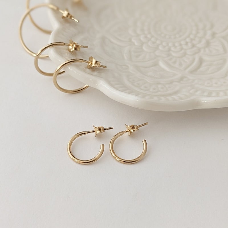 Small Gold Hoop Earrings - Etsy
