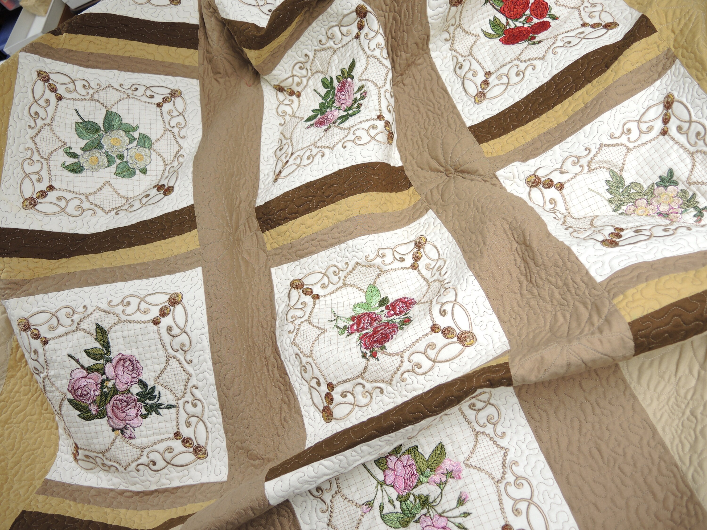 Quilts Embroidered Roses Bedding Home & Living Home Decor - Etsy.de