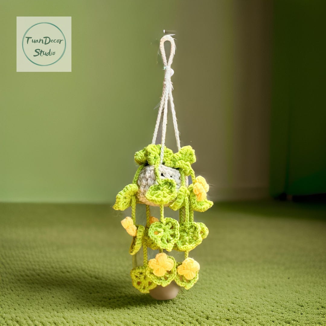 Drooping Monstera Flower Crochet Pattern Create a Beautiful Hanging ...