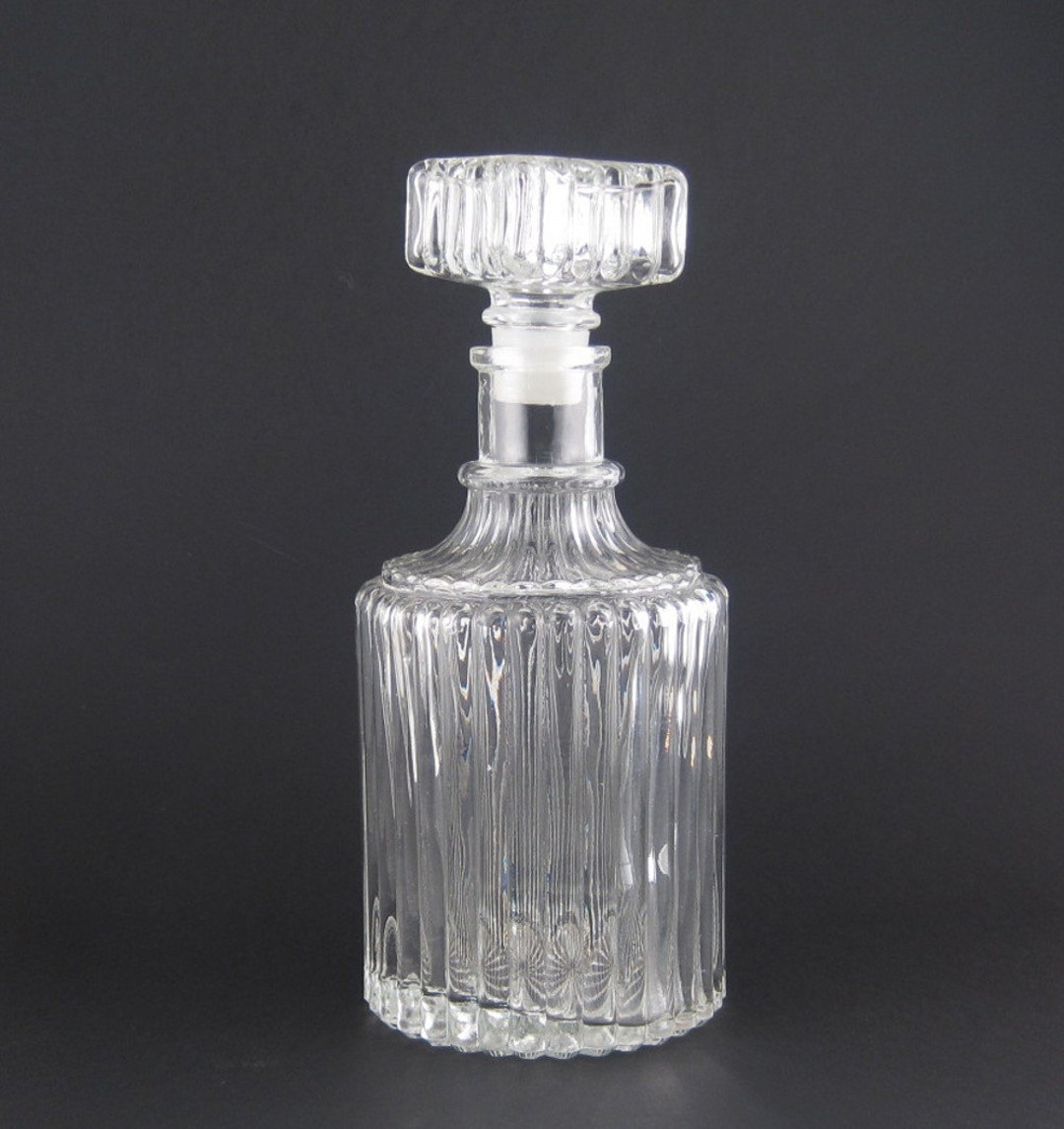 Vintage Glass Decanter Vintage Liquor Bottle Liquor Decanter Glass ...