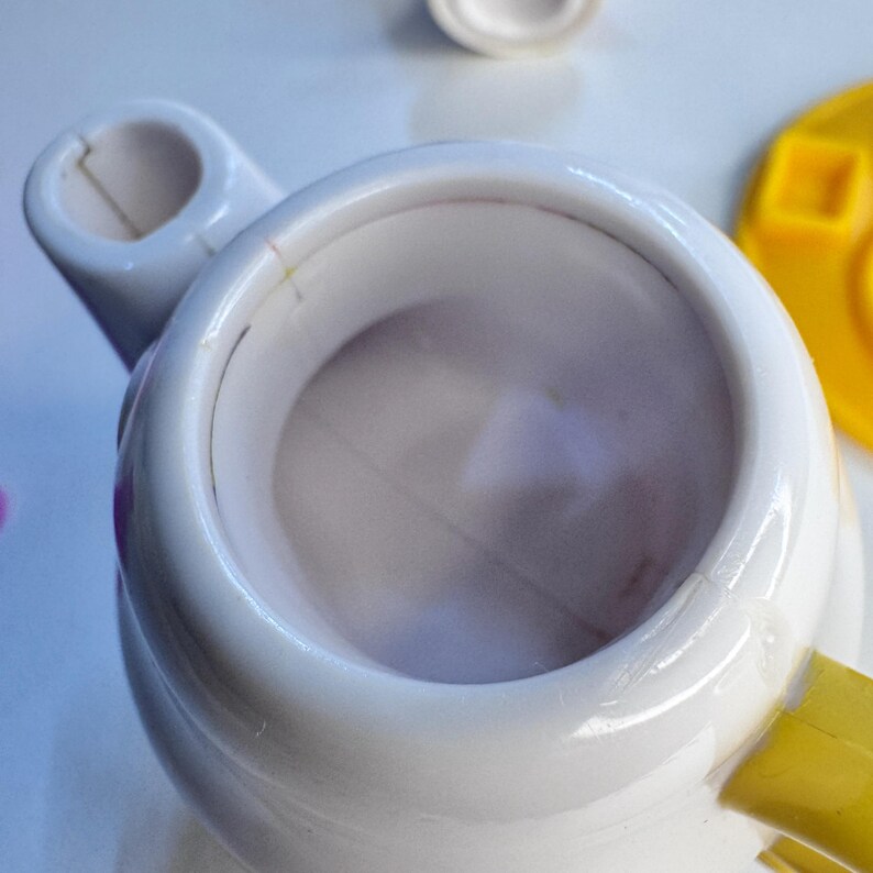 Play-doh Princess Belles Magical Tea Party Set. GUC. Missing One Piece ...