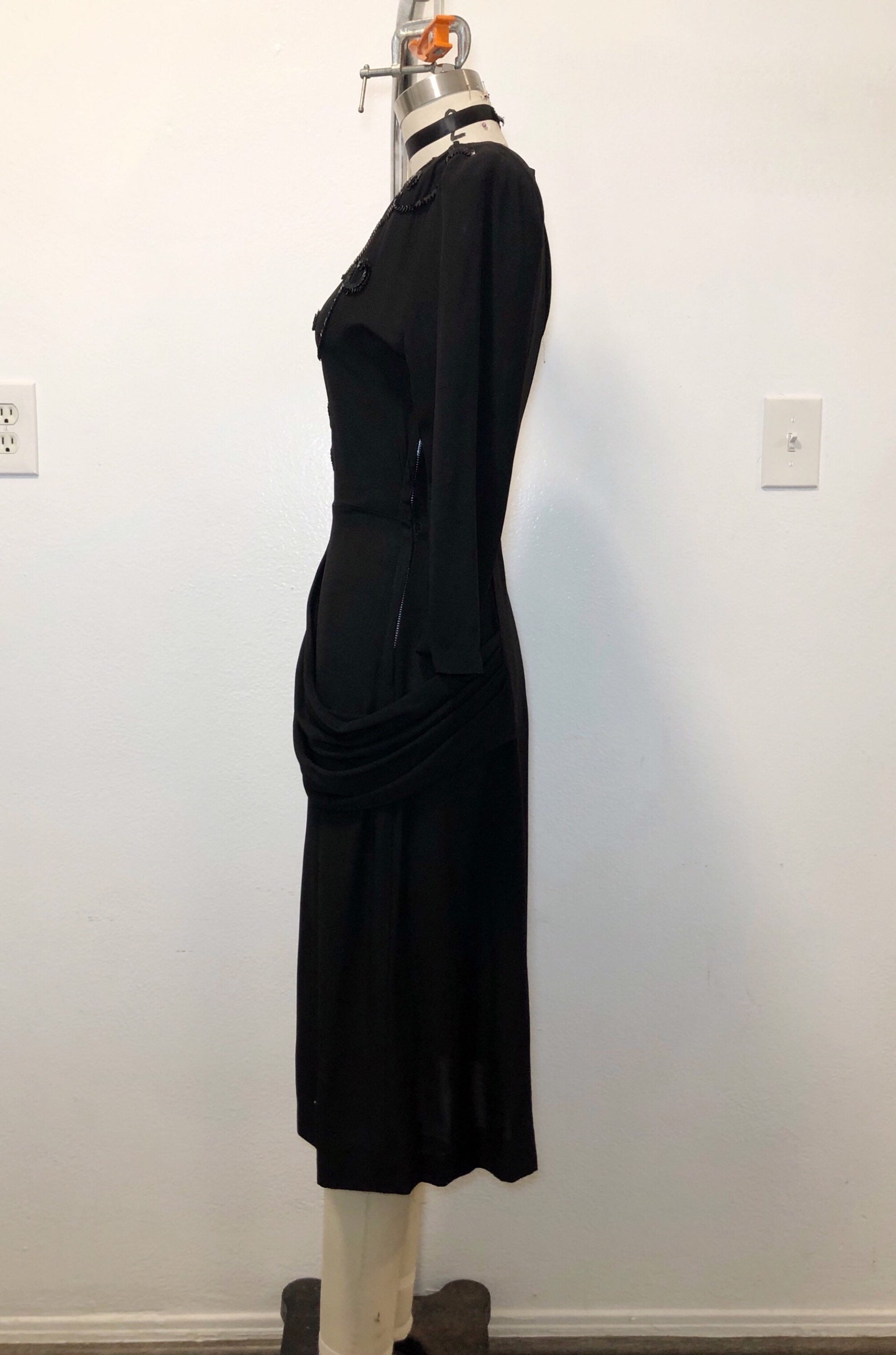 1940s W:24 LBD sequin black rayon crepe 3/4 sleeve hip drape | Etsy