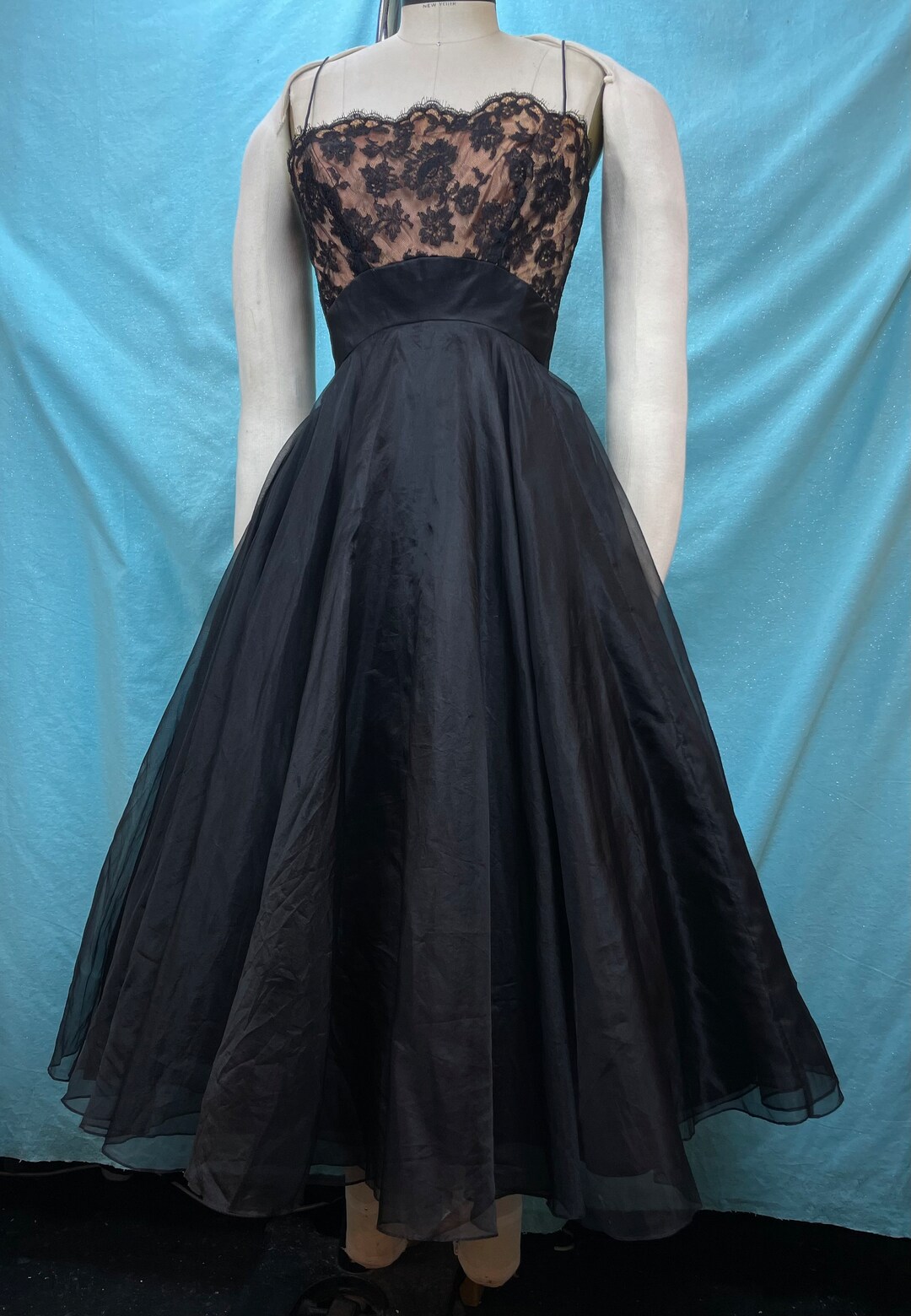 1950s W:24 Lee Claire Vintage Designer LBD VLV Dress Black Nude Lace ...