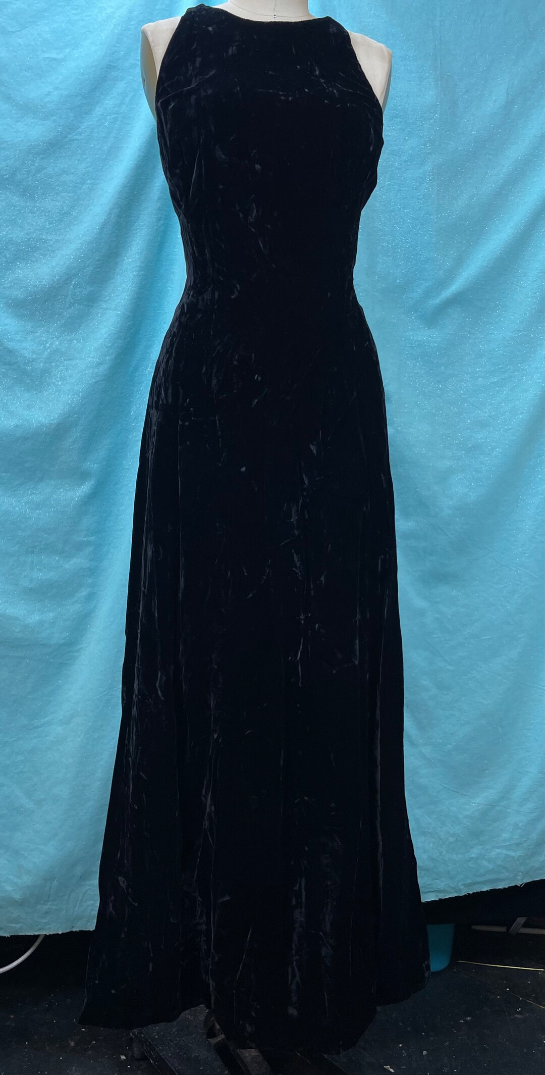 1950s/1960s W:25 Mollie Parnis Boutique New York Sleeveless Black Dress ...